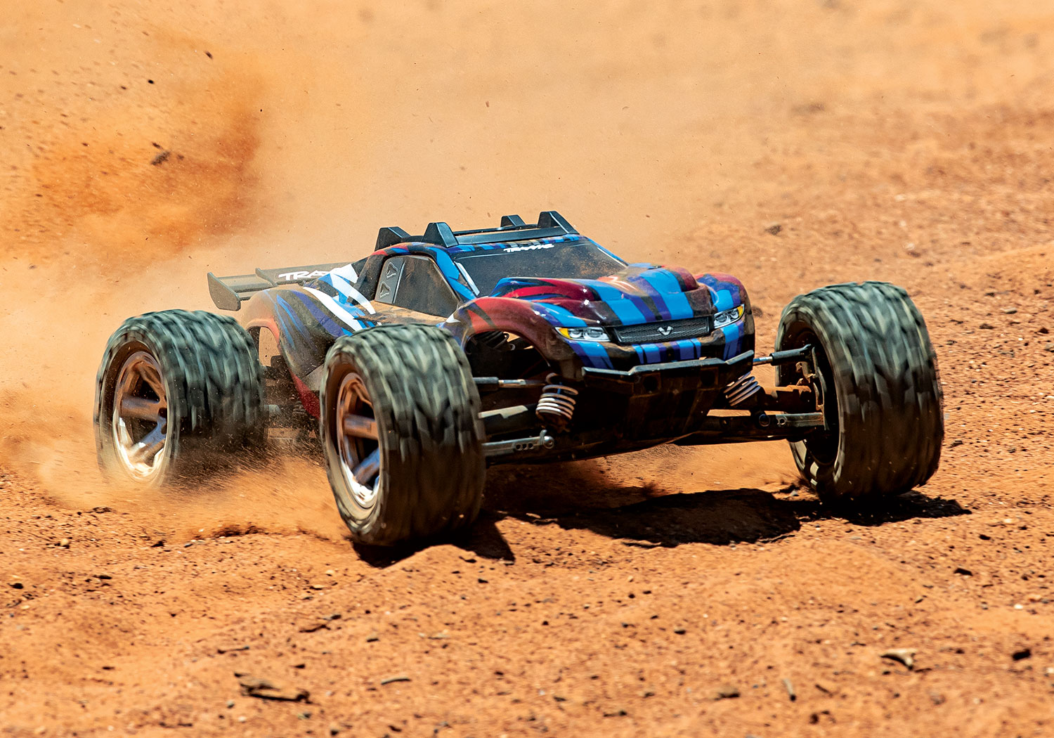 TRAXXAS RUSTLER VXL BRUSHLESS 1/10 4x4 TSM - BLEU